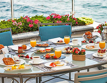 Tea Time in İstanbul: Top Spots for Drinking Tea