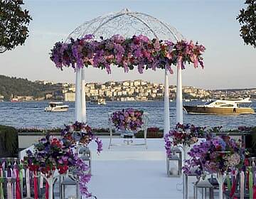 Getting Married in Turkey as a Foreigner: FAQs and Tips