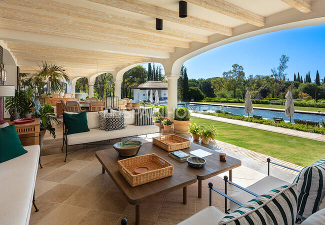 Luxury Stunning Sea View Mansion in Marbella's Prime Area