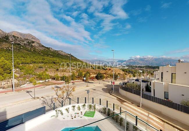Villas con Vistas al Mar Rodeadas de Naturaleza en Polop España
