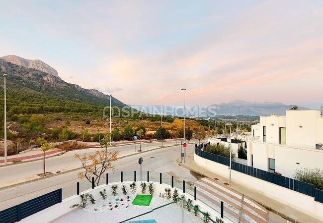 Villas con Vistas al Mar Rodeadas de Naturaleza en Polop España