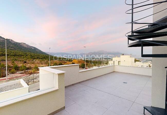 Villas con Vistas al Mar Rodeadas de Naturaleza en Polop España