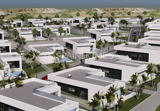 Algorfa Castillo de Montemar'da Havuzlu Müstakil Villalar