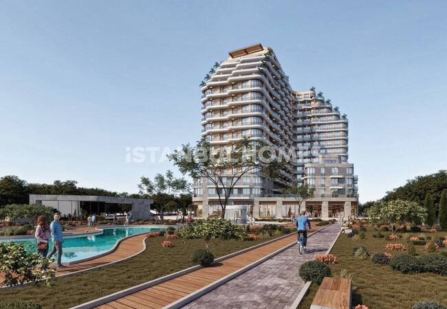 Lake View Flats in Complex in Istanbul Buyukcekmece