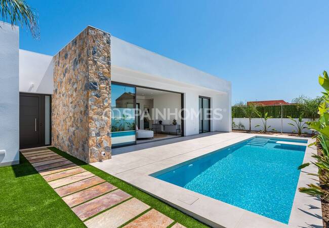 Modern Detached Villas on Large Plots in San Javier Murcia