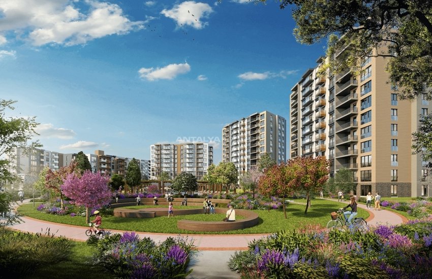 Ready to Move Istanbul Real Estate in a Brand-New Complex