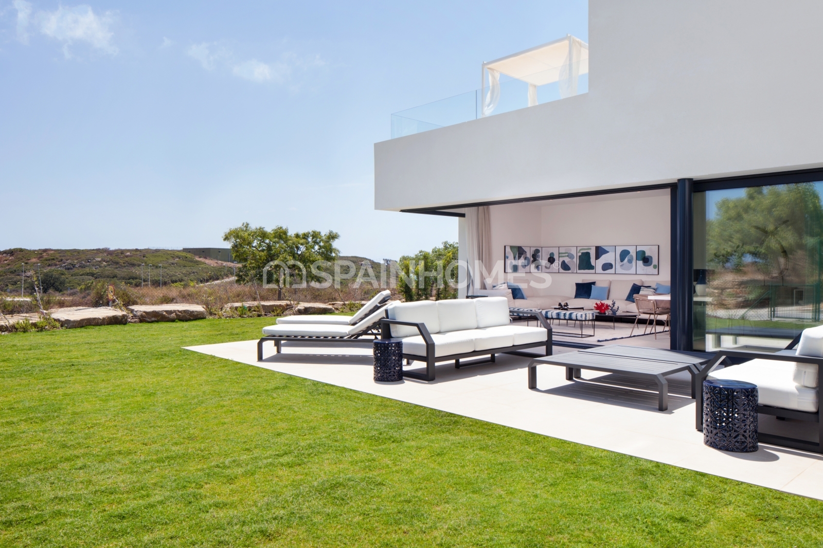 Sea View Houses with Spacious Terraces in Costa del Sol