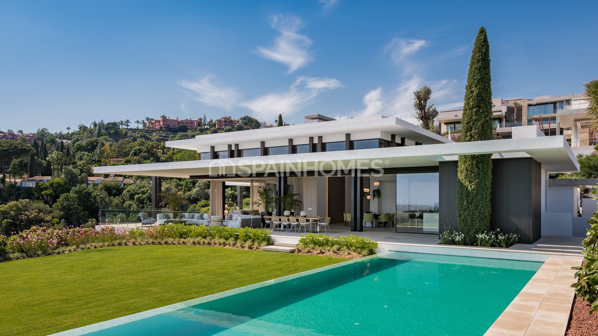 Villa with Eyeful View in Secure Compound in Benahavis