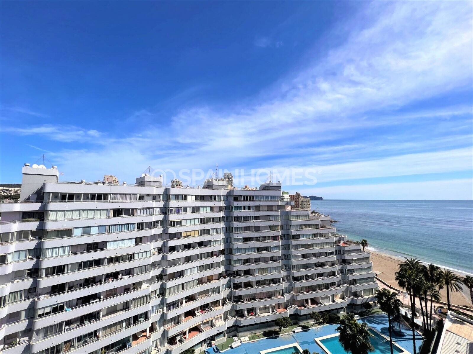 Calpe Costa Blanca'da Site İçinde Denize Sıfır Daireler