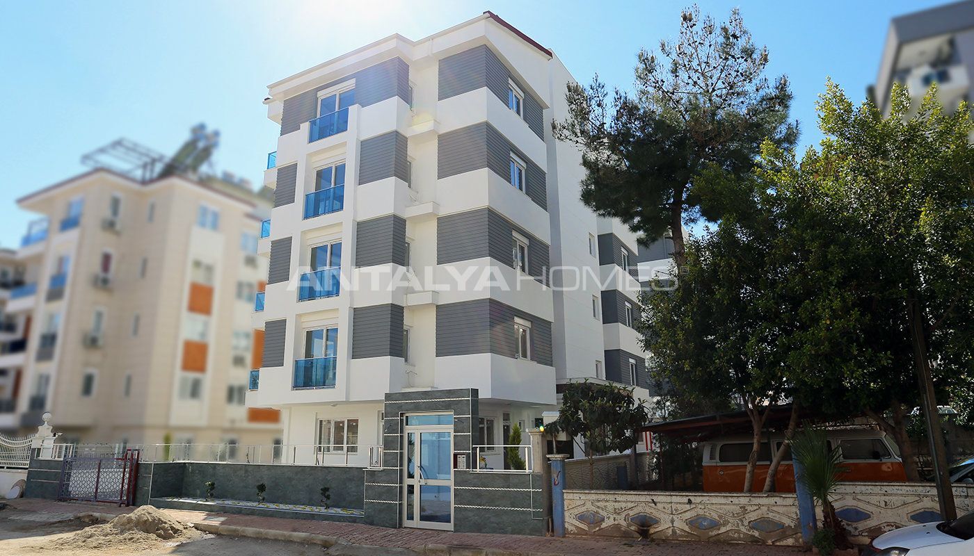 Antalya Apartments Close to the Center and Social Amenities
