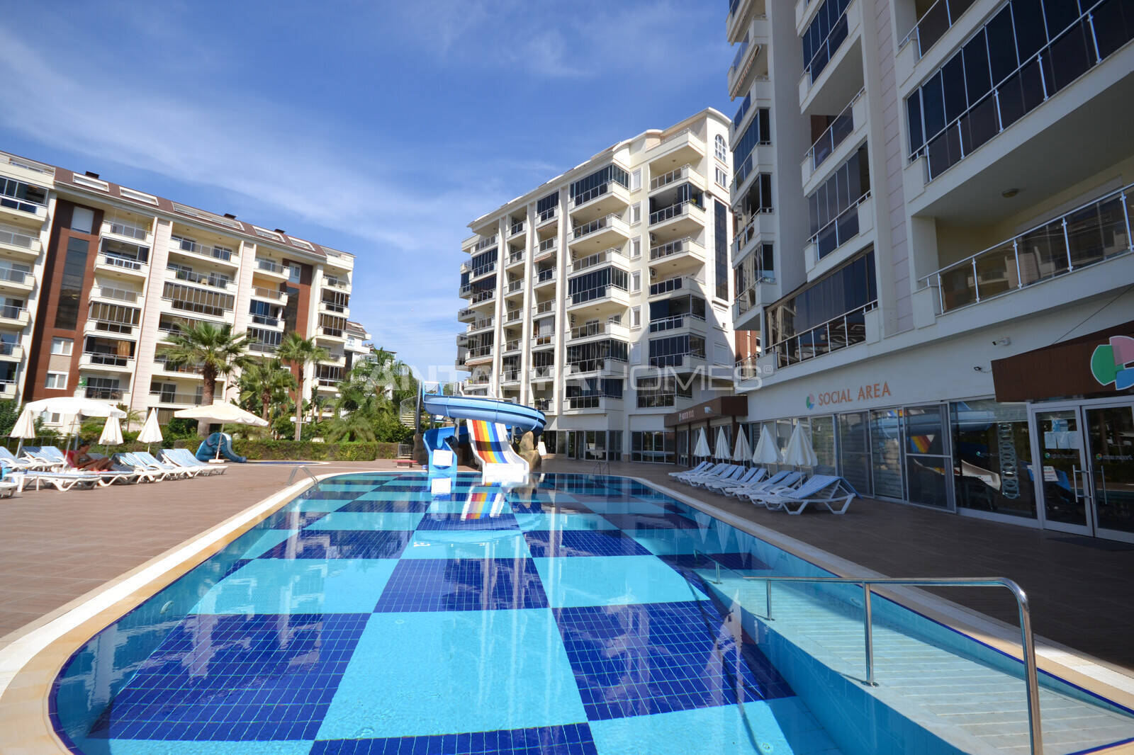 Alanya Avsallar'da Site İçinde Deniz Yakın Yatırımlık Daire