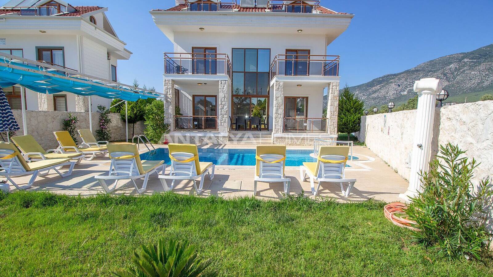 Fethiye Ölüdeniz'de Müstakil Bahçe İçinde Özel Havuzlu Villa
