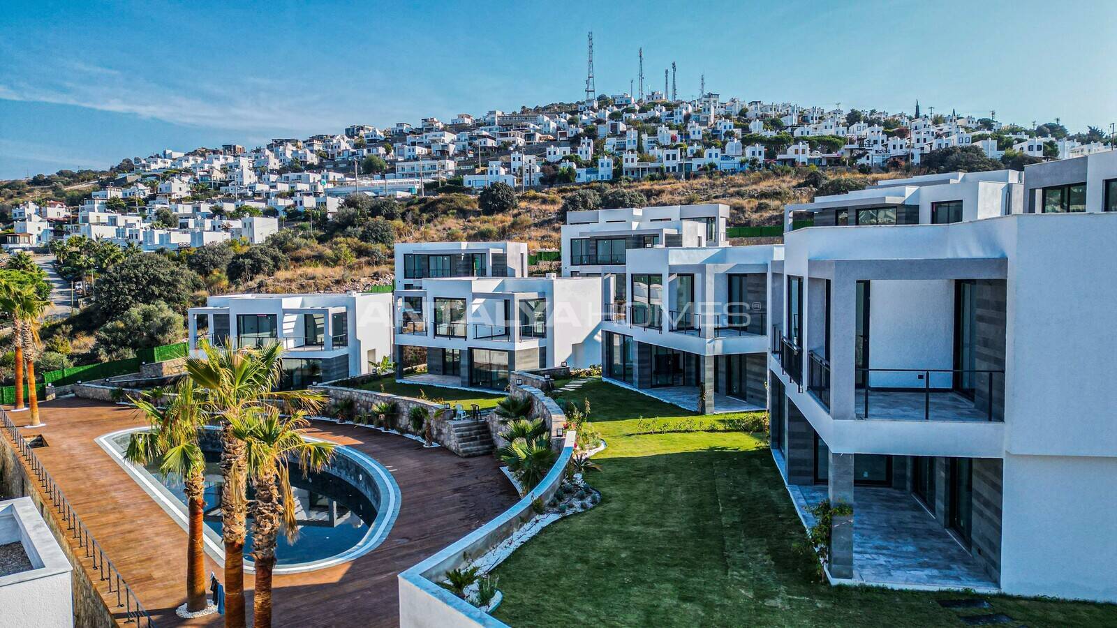 Key-Ready Flats in Bodrum Turkey with Sea View