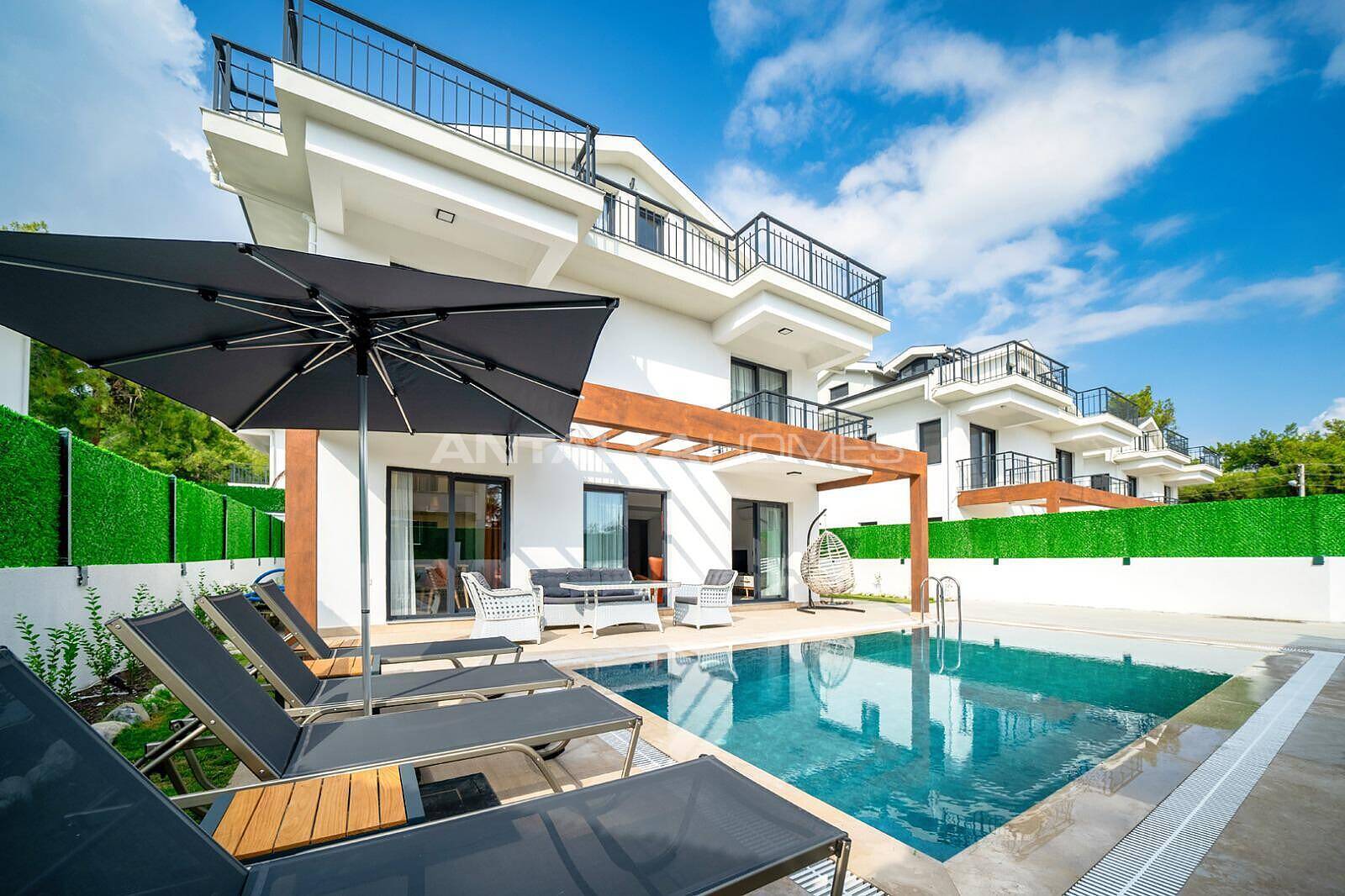 Investment House Close to the Center in Fethiye Mugla