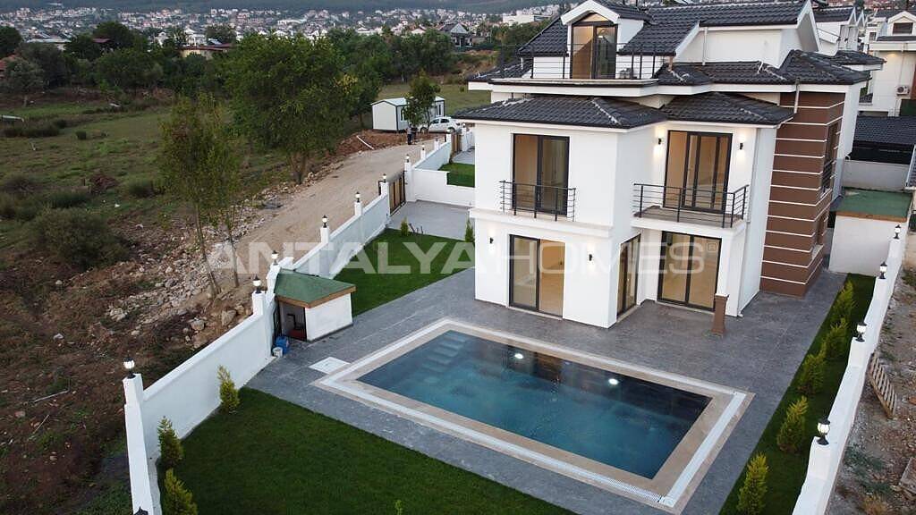Muğla Fethiye'de Yatırımlık Satılık Müstakil Villalar