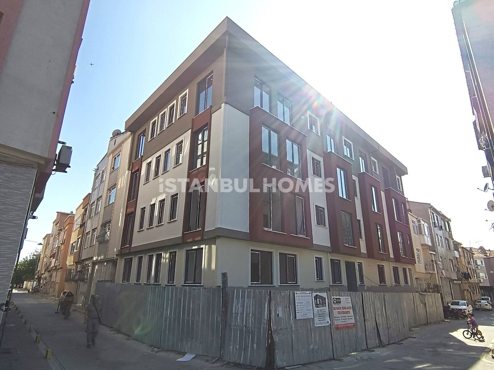 İstanbul Fatih'te Akıllı Ev Sistemi Bulunan Şehir Manzaralı Daireler