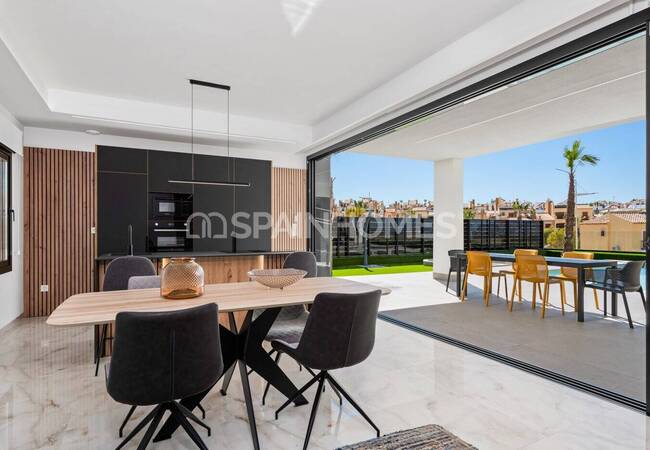 Modern Detached Villas in Algorfa Castillo de Montemar