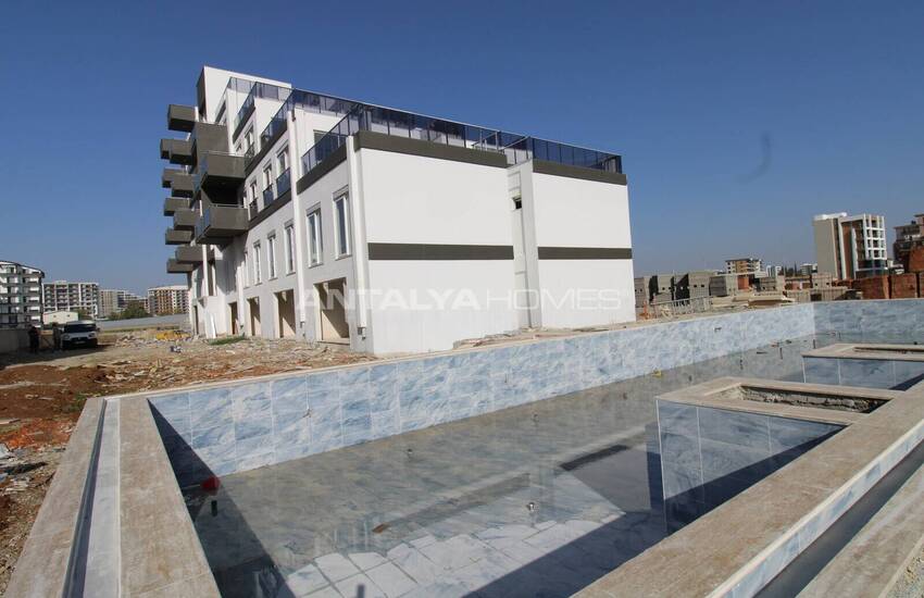 Investment Flats in a Complex in Altıntas Antalya