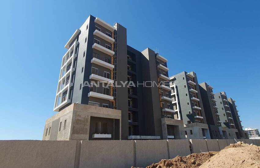 New Build Flats in Complex with Rich Amenities in Antalya
