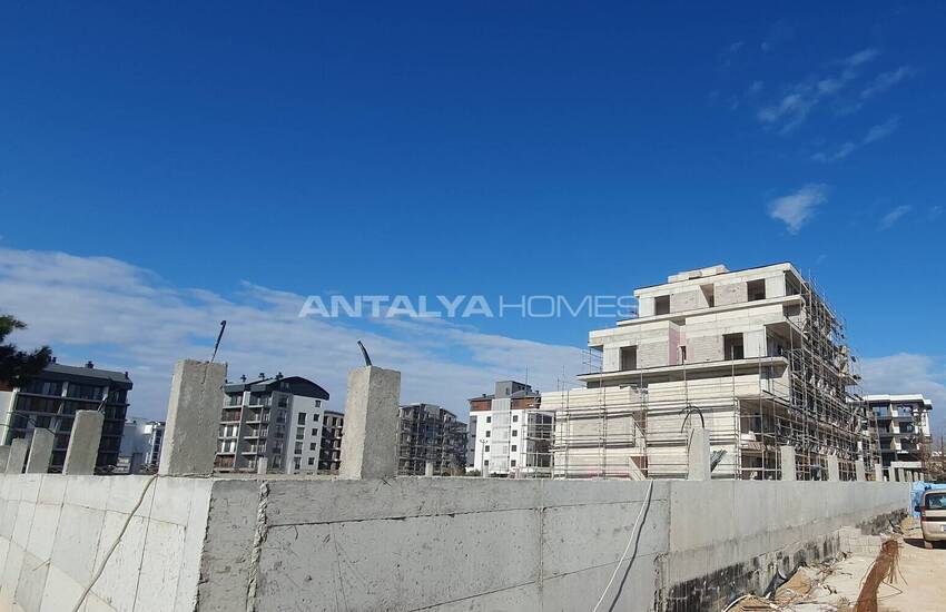 Flats with Smart Home System in Complex in Antalya Altintas